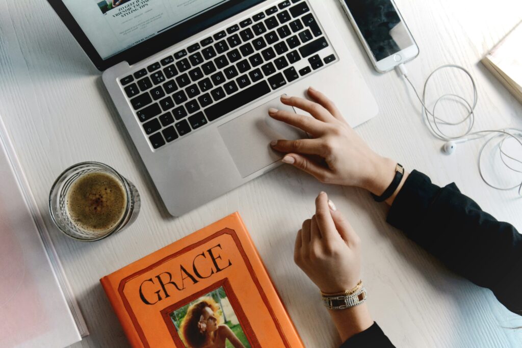 Understanding One-Click Payments and What It Means for Everyday Users